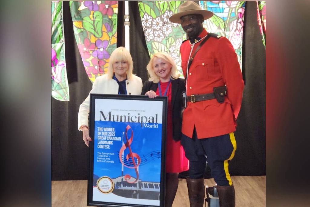 world's largest treble clef